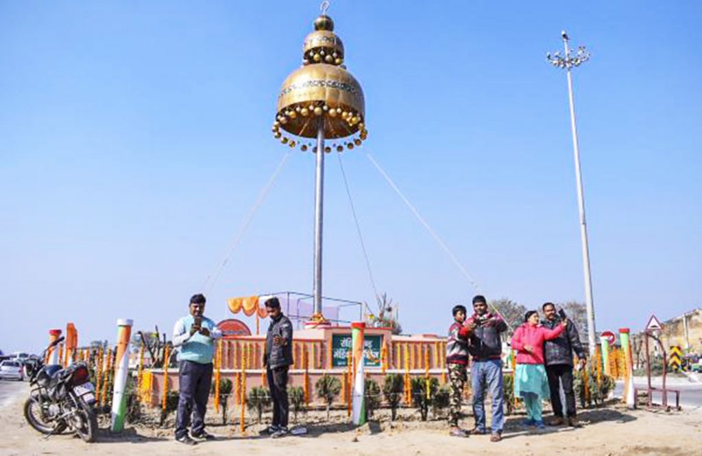 Bareilly finds lost jhumka, and it costs Rs 8 lakh - Know Your Town